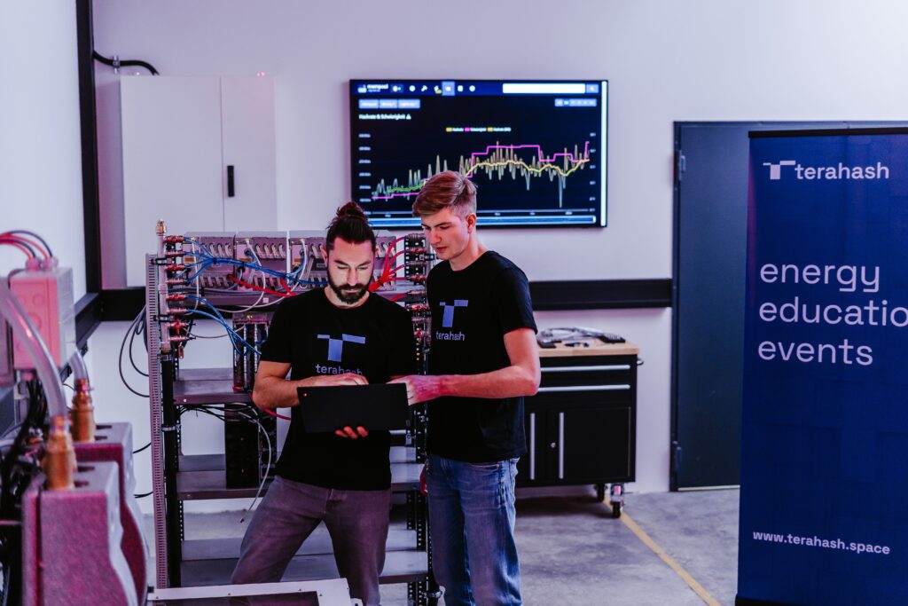 Deine Service-Plattform | terahash